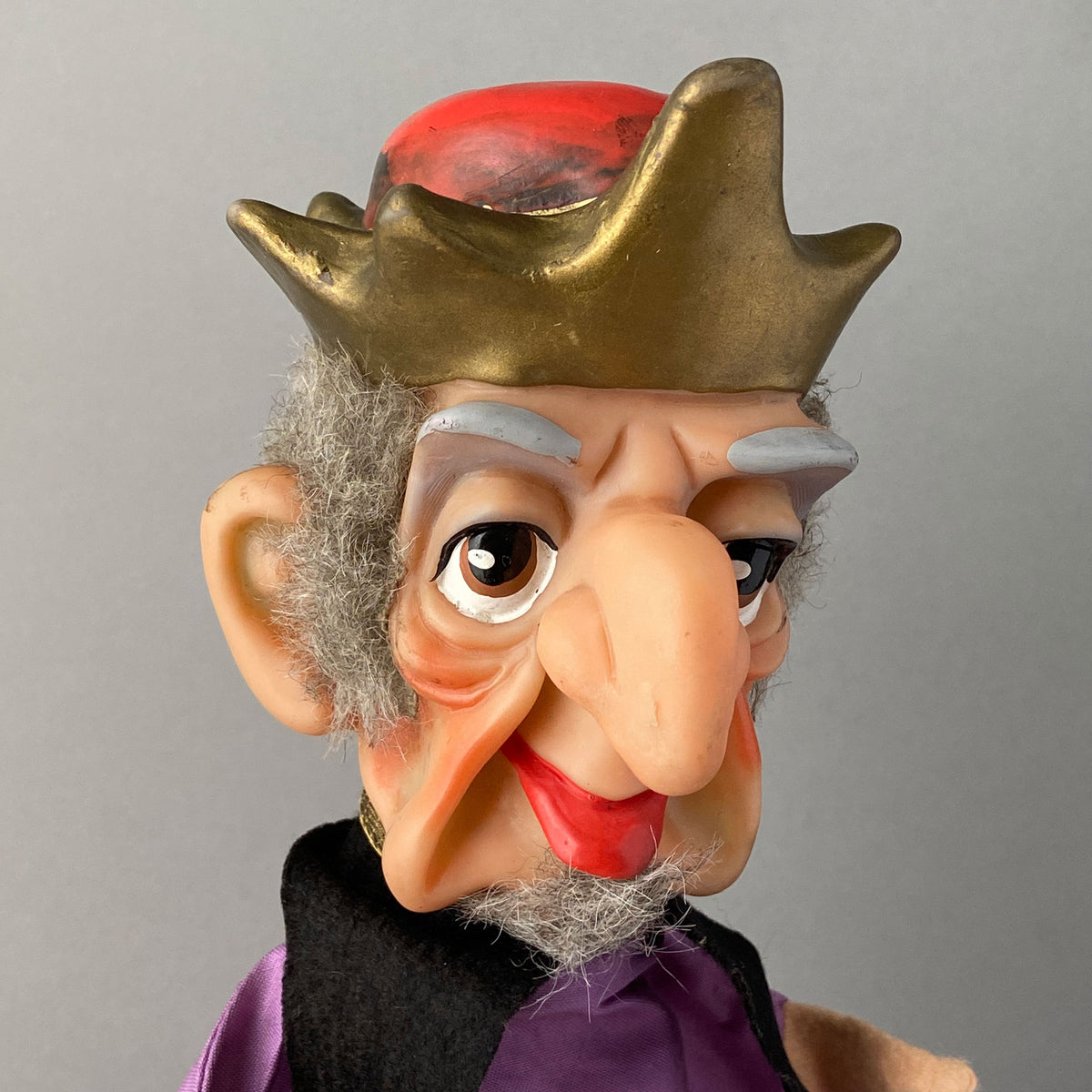 Vintage KING Hand Puppet ~ 1970s – Once Upon A Puppet