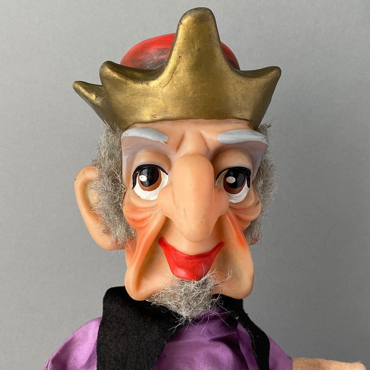 Vintage KING Hand Puppet ~ 1970s – Once Upon A Puppet